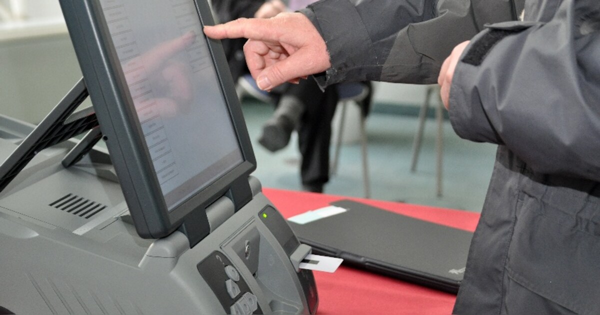 Oostende plaatst stemcomputers op tien locaties in de stad om al eens ...