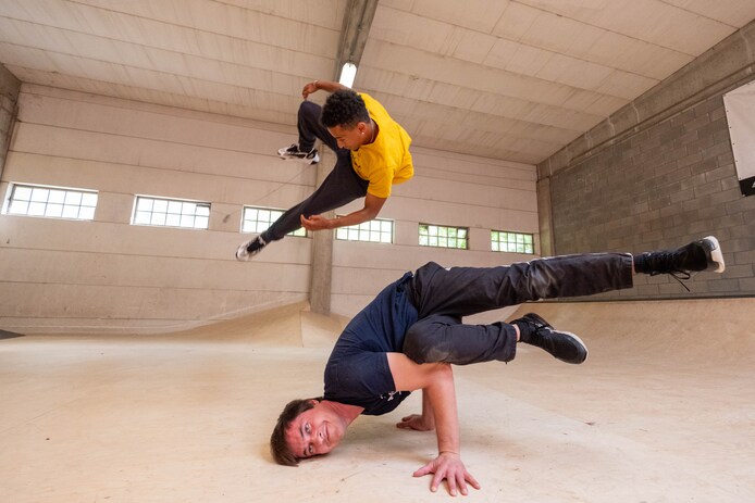 Mechelen neemt afscheid van breakdancer en stadsartiest Michaël Priëels ...