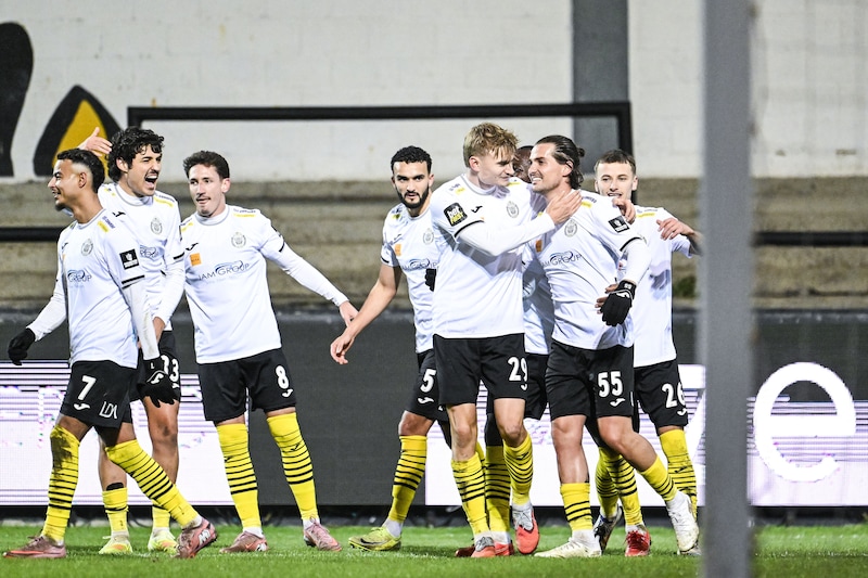 Sam Van Aerschot zet KSC Lokeren op weg naar zege tegen Club NXT (3-2 ...