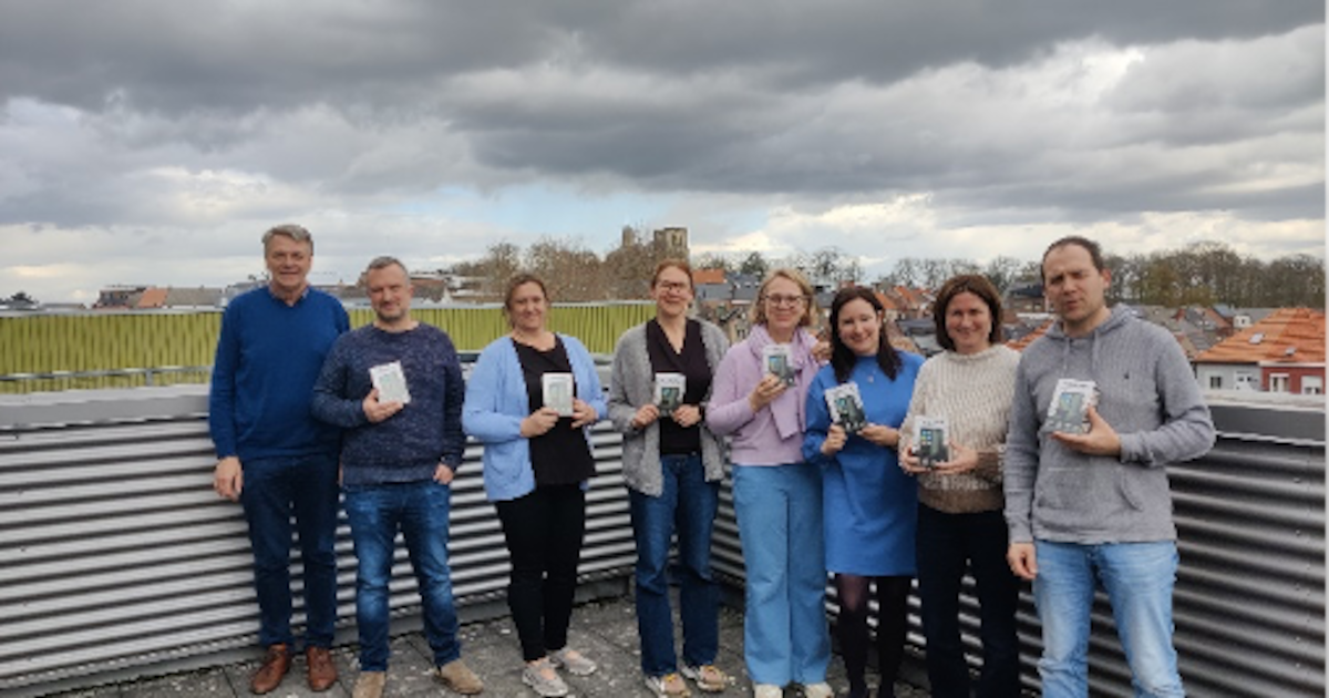 Scherpenheuvel-Zichem schenkt vertaalcomputers aan scholen en ...