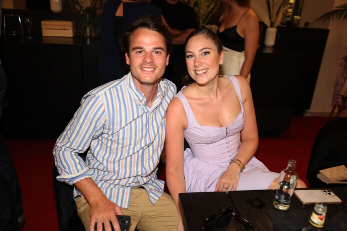 Marie Verhulst veegt twijfels rond relatie definitief van tafel ...