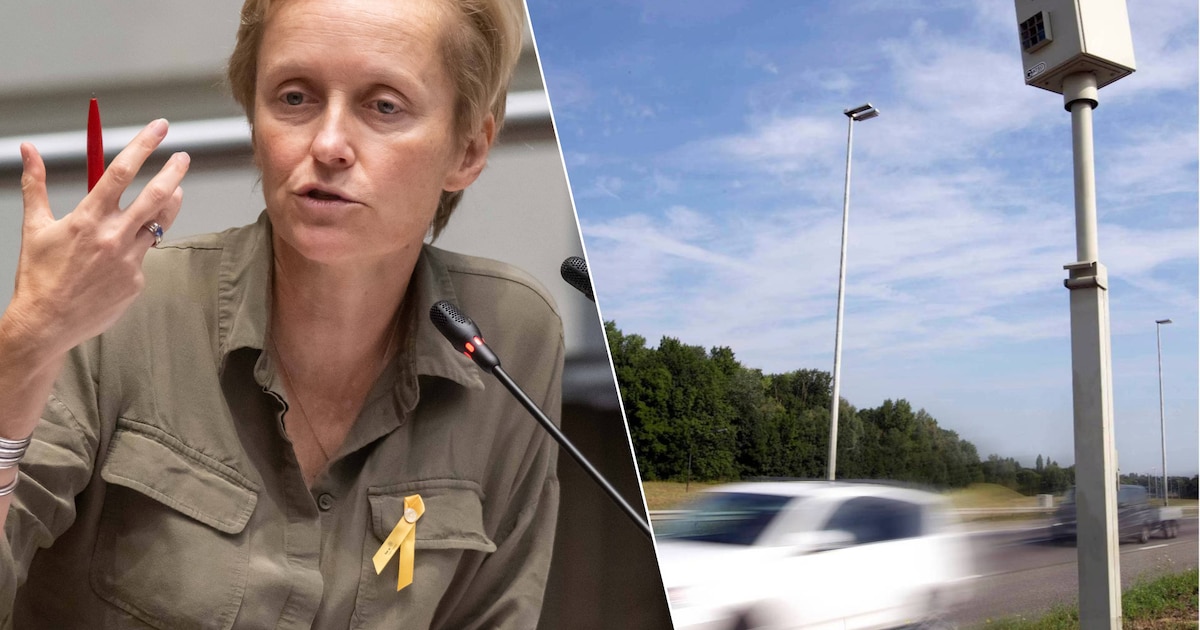 De Ridder wil apps als Flitsmeister niet verbieden: “Bieden veel ...