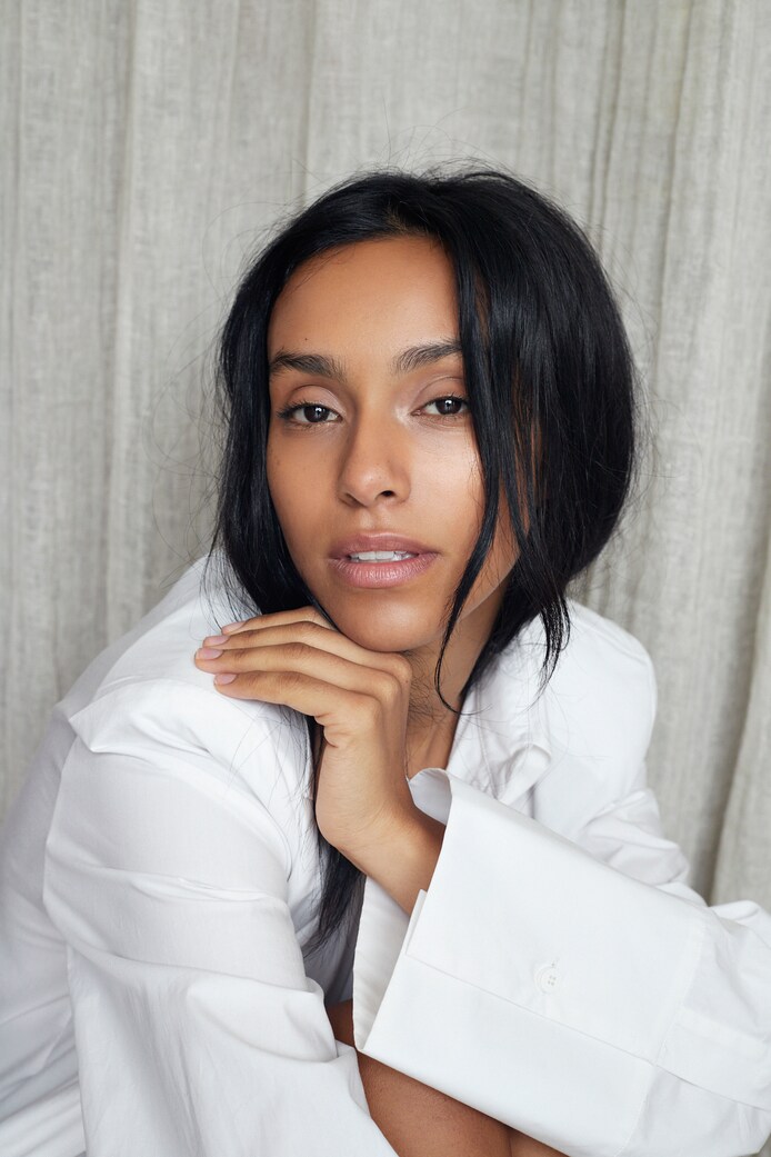 Actrice Nora Gharib was ooit schoonheidsspecialiste: dit zijn haar 4 ...