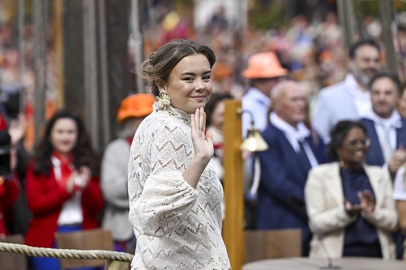 Nederland viert Koningsdag: Willem-Alexander 40 jaar na iconische ...