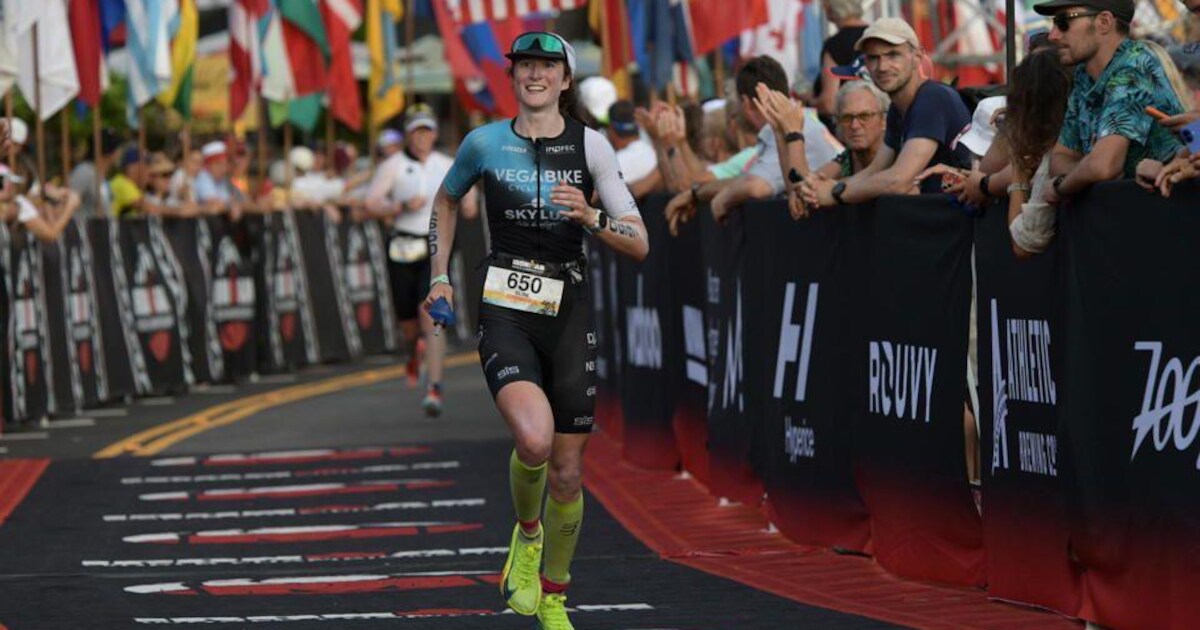 Elise (30) voltooit legendarische Ironman op Hawaï: “Mijn maag deed ...