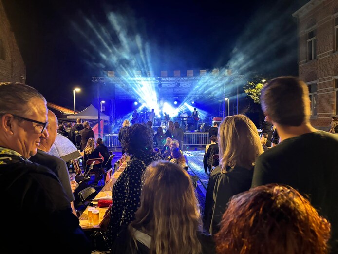 Laatste zomerconcerten op marktplein: “Lokale band en covergroep sluiten reeks af” | Stekene ...