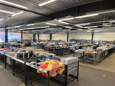 ALDI opent tijdelijke outlet in Zele | Zele | HLN.be