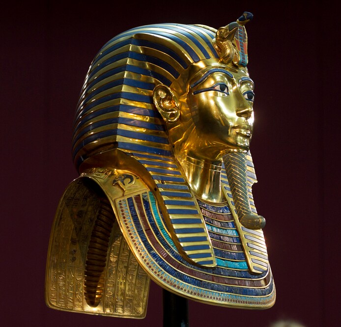 AI onthult na meer dan 3.000 jaar ‘echt’ gezicht van Toetanchamon ...