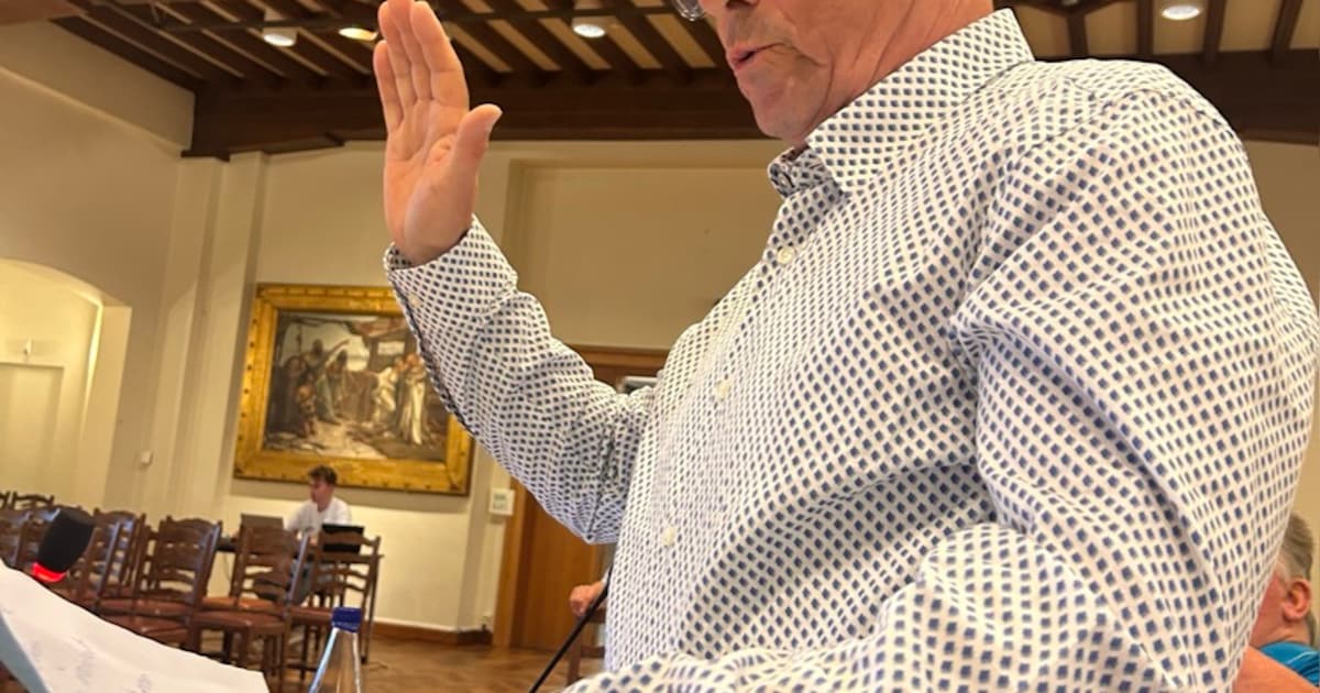 Dirk Van Wassenhove (Lokaal Alternatief) legt als nieuw ...