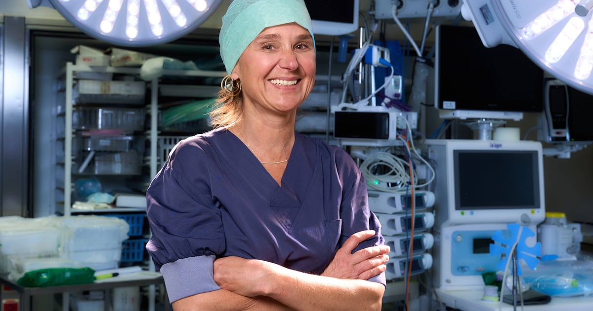 Lever- en pancreaschirurg Aude (48) let op haar gezondheid door wat ze ...