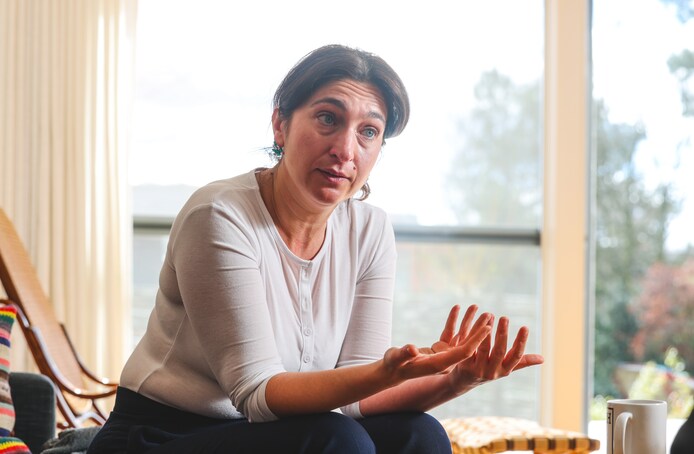 INTERVIEW. Zuhal Demir na de dip: “Horen dat ze je overleden moeder ...