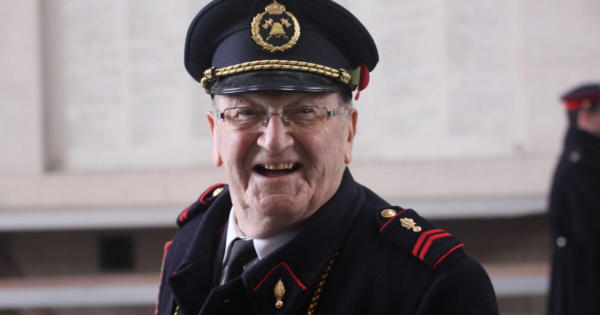 Afscheid van 'Toone' in Sint-Maartens-kathedraal | Ieper | HLN.be