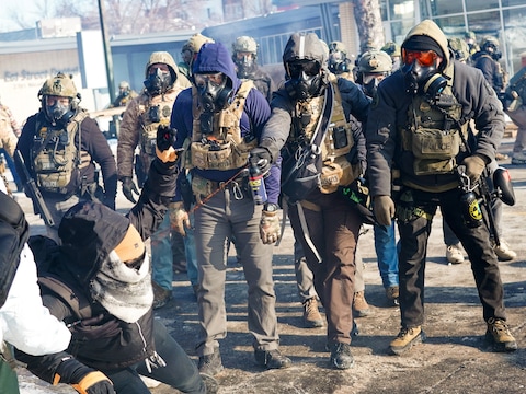 Wat is ICE? Waarom zijn hun agenten gemaskerd? En waarom zijn ze zo ...