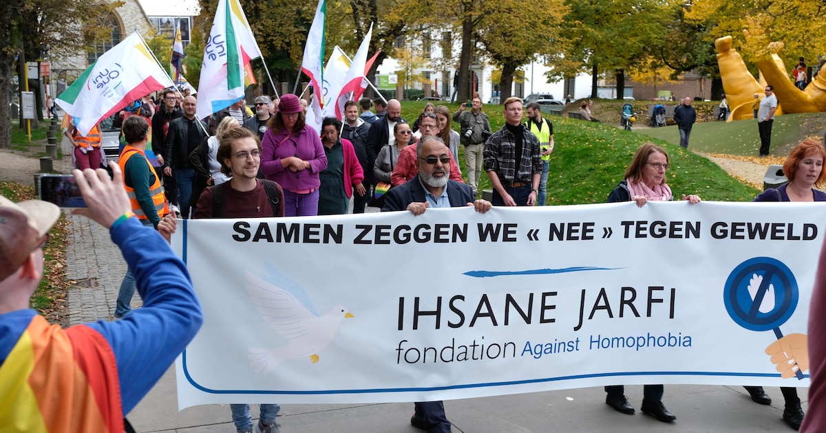 Mars ter nagedachtenis van Ihsane Jarfi trekt door Mechelen: “We ...