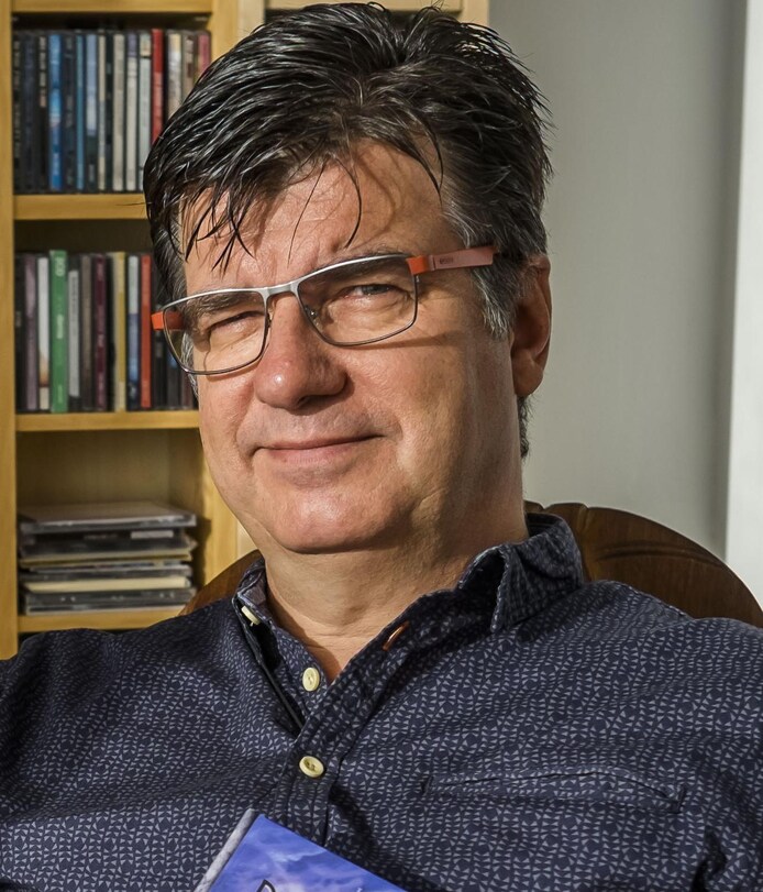 Luc Descamps hoopt op verfilming verhalenreeks | Mortsel | hln.be