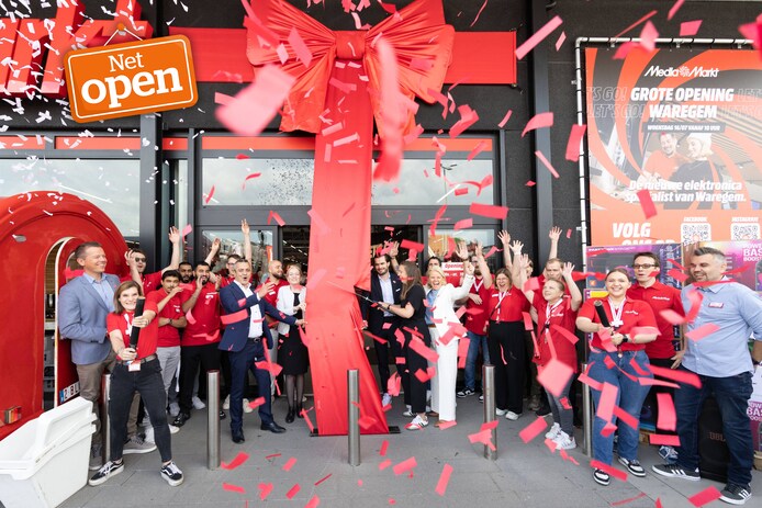 MediaMarkt opent in Waregem met feestweek vol kortingen en animatie: “Perfecte locatie tussen ...