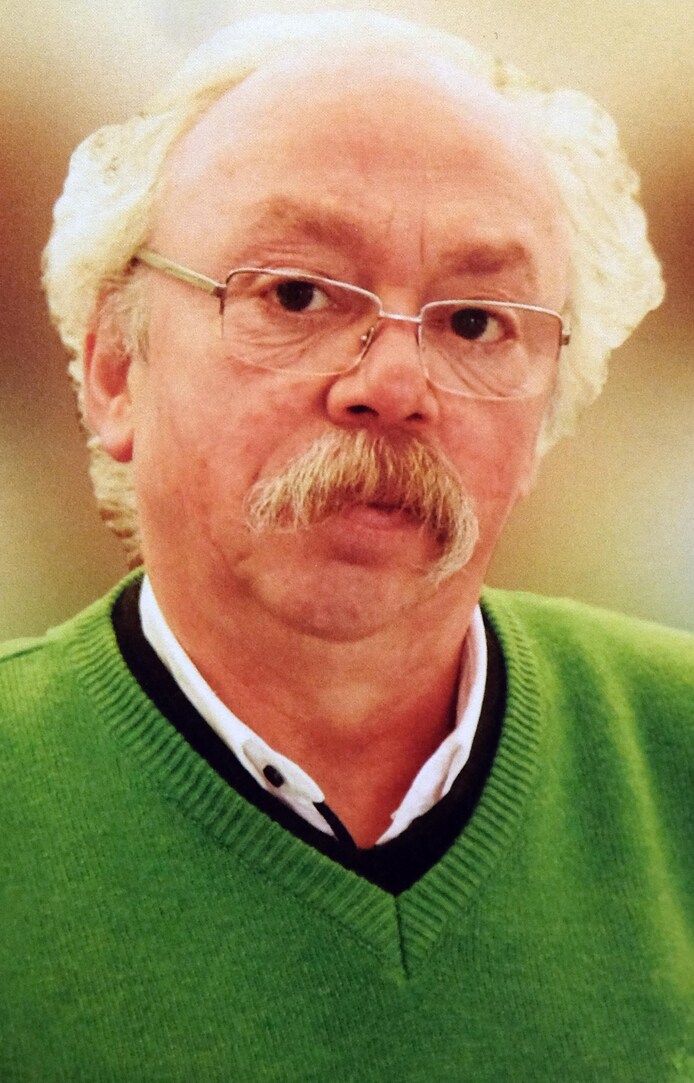 Onverwacht overleden marktboegbeeld Bart Smissaert (62) krijgt ultiem ...