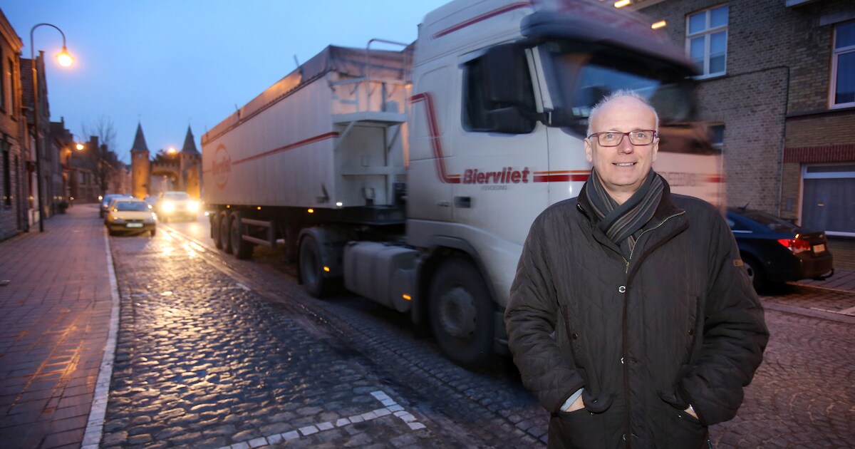 Lo-Reninge overweegt zone 30 in de dorpskernen, flitspalen en ...