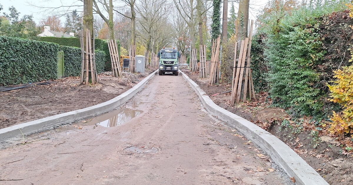 “Tegen de feestdagen iedereen moddervrij naar woning”: werken Antwerpse ...