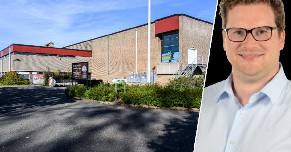 Oud zwembad gaat onder de sloophamer en maakt plaats voor extra parking ...