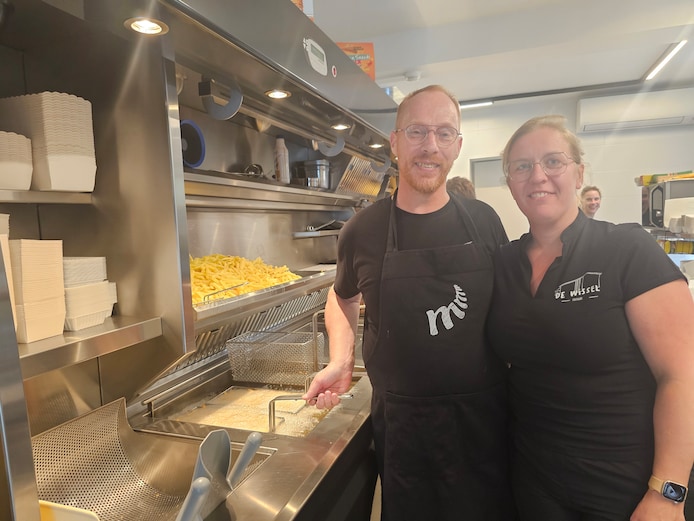 Frituur De Wissel in Rijkevorsel wil wereldrecord halen door 127 uur en ...