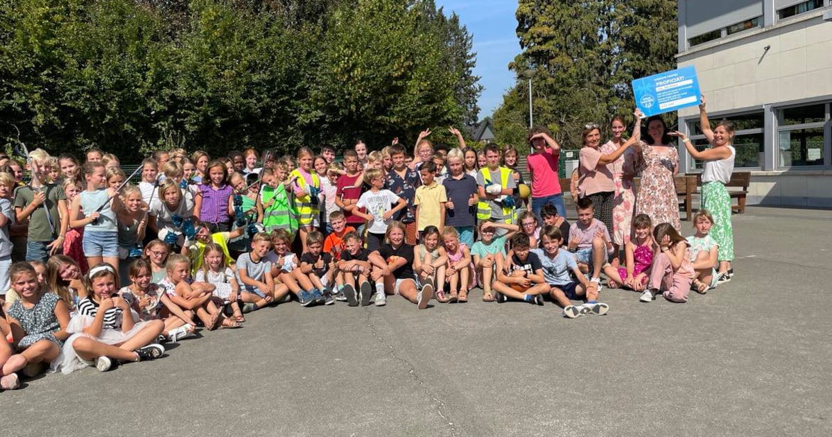 Beloningscheque van 675 euro voor de Mooimakers van Gemeentelijke ...