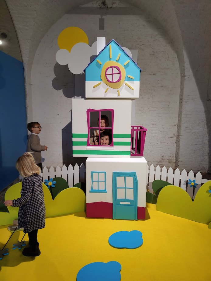 Nieuwe doe-expo met Sarah en Tik Tak strijkt neer in Fort Napoleon: “Je ...