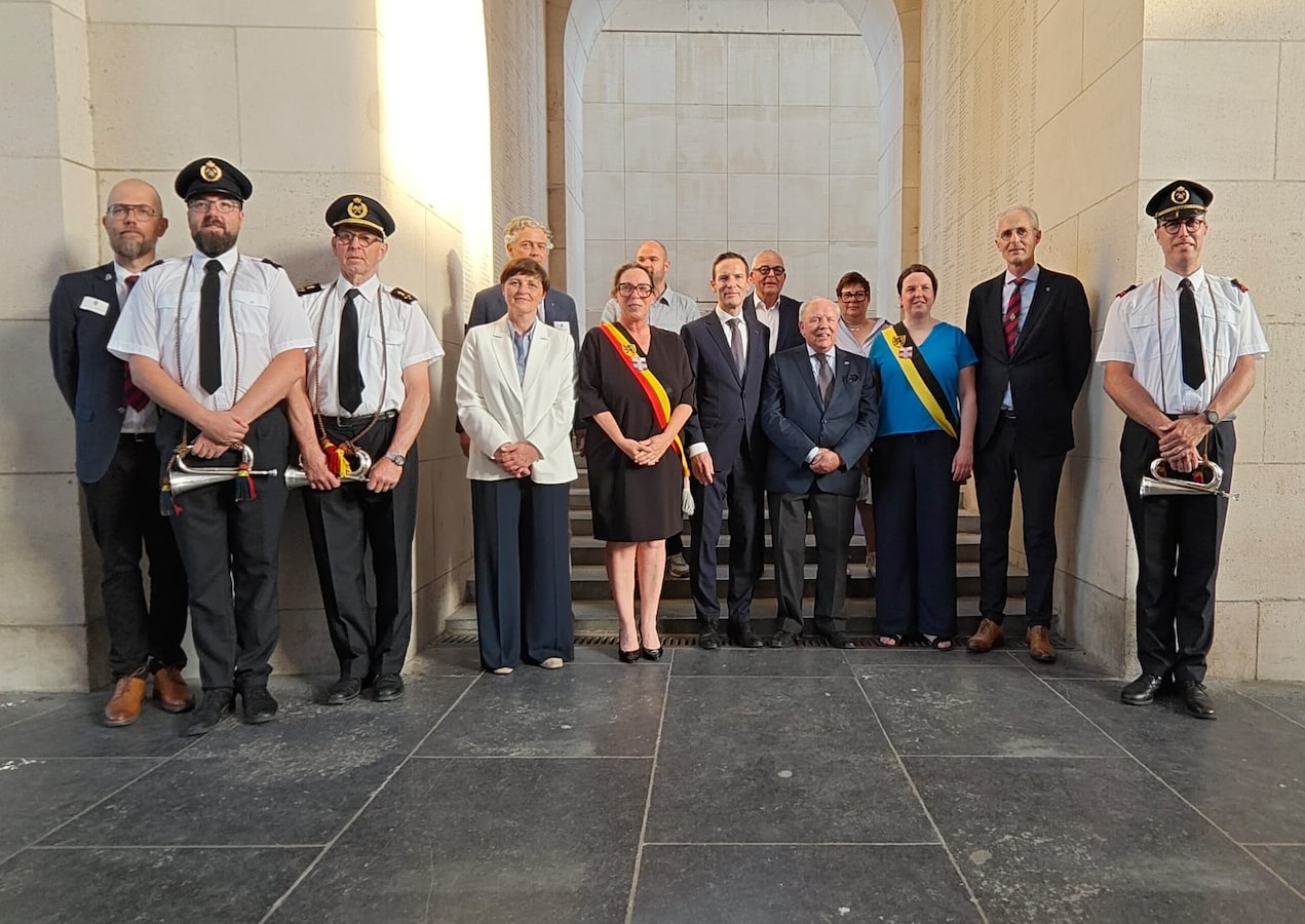 Meense harmonie speelt Last Post in Ieper voor 34 vergeten Luxemburgse ...