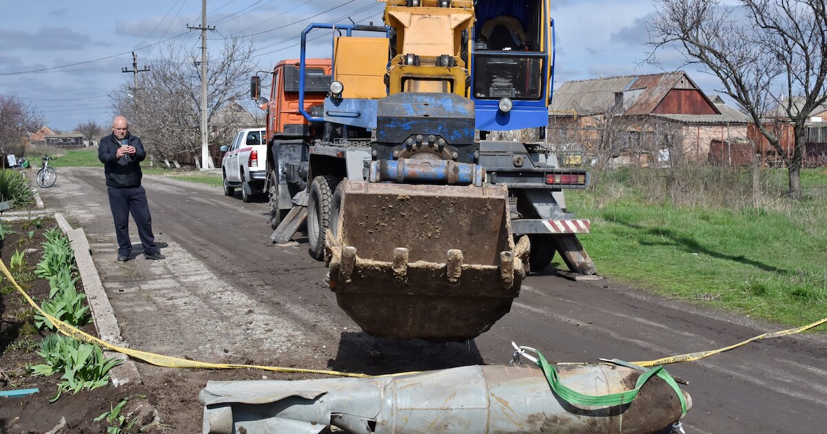 Russen zetten nu ook slinks aangepaste bommen uit Sovjettijd in, en die ...