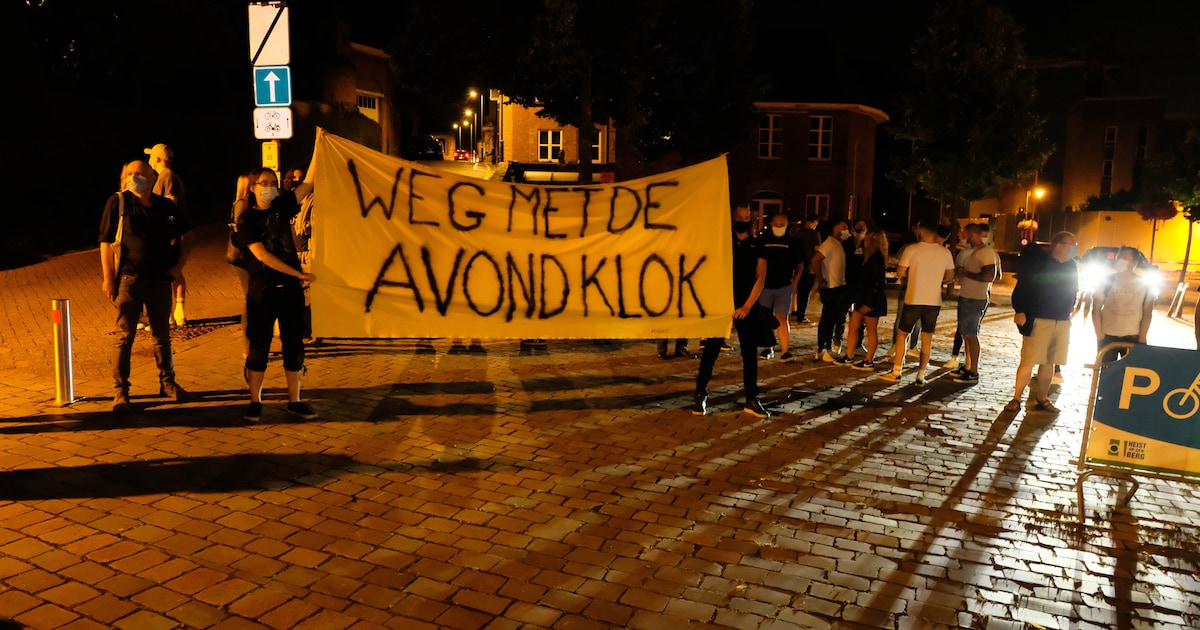Organisator van Heistse protestactie avondklok: “Nachtklok is een ...
