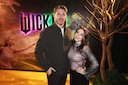 IN BEELD. Nieuw showbizzkoppel Ianthe en Joren maakt rode loper-debuut ...