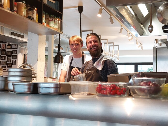 Op culinaire wereldreis door heel Vlaanderen: wij testten 16 ...