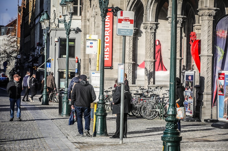 Uber-chauffeur (36) verschijnt voor rechter omdat hij zich te dicht bij ...