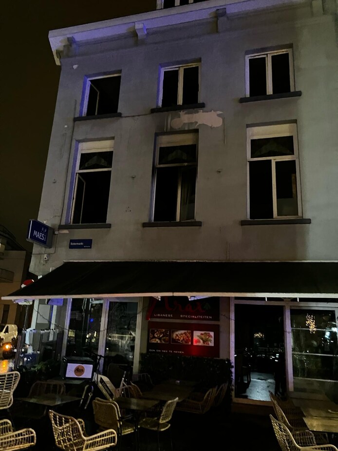 Brand vernielt Libanees restaurant in centrum Mechelen: “Mijn ...