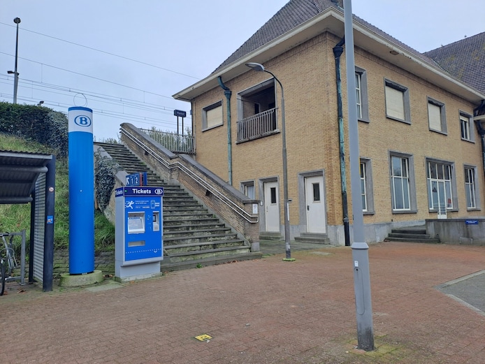 Station Heist wordt toegankelijker voor minder mobiele reizigers: “Werken starten in december ...