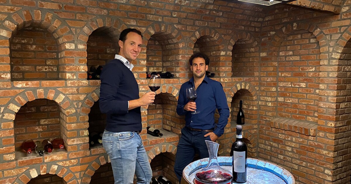 Pieter en Maxim van Oaked Wines reiken verenigingen helpende hand ...