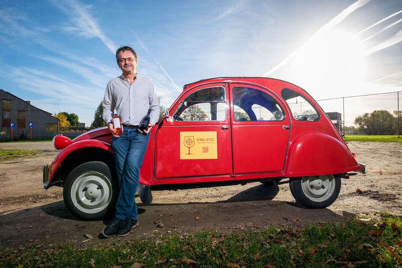 NET OPEN. Bart (50) verkoopt unieke wijnen met Vins d’Oc: “We serveren ...