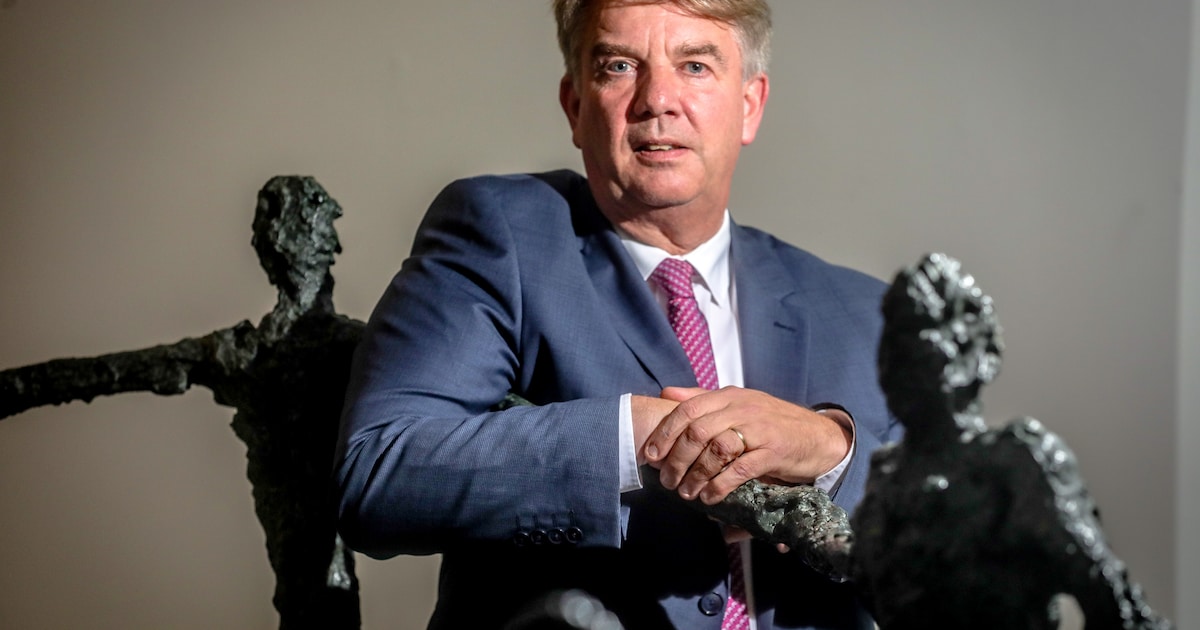 Oostkampse burgemeester Jan de Keyser (59) moet onverwacht ...