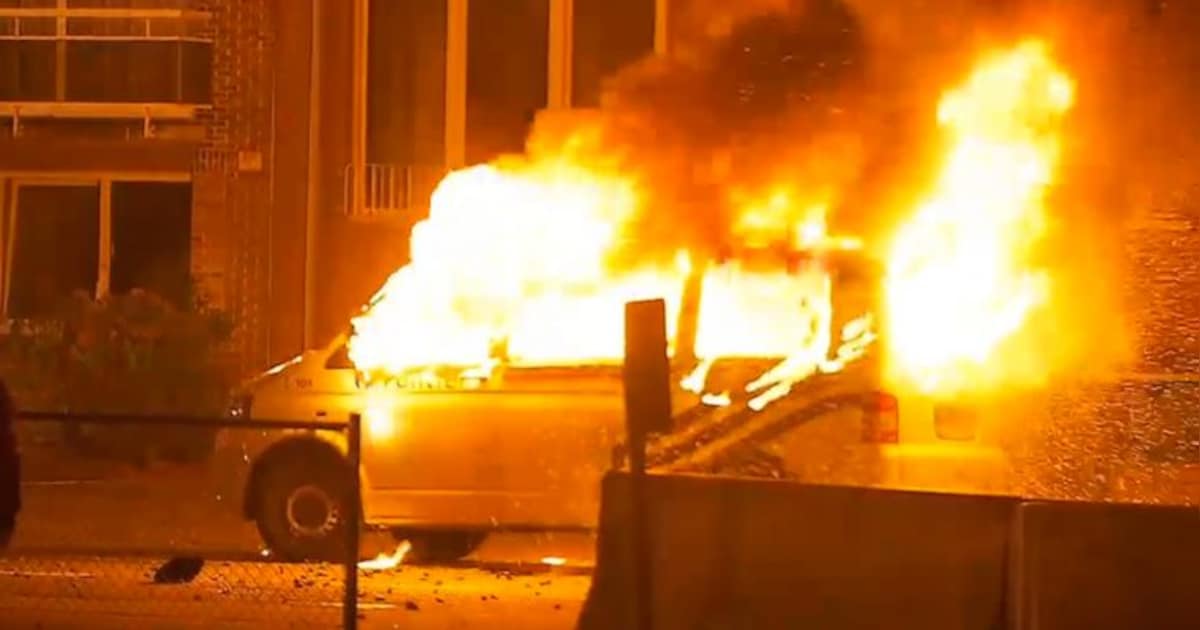 42 Antwerp-hooligans riskeren tot 3 jaar cel en 10 jaar stadionverbod ...