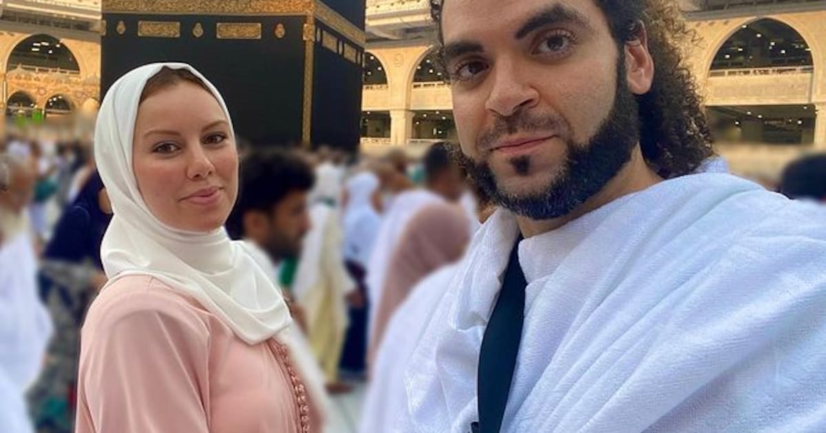 Adil El Arbi op bedevaart naar Mekka: “Prachtig om dit te doen met mijn ...