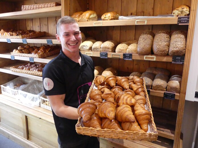 Bakker Lars valt opnieuw in de prijzen, deze keer met ‘golden croissant ...