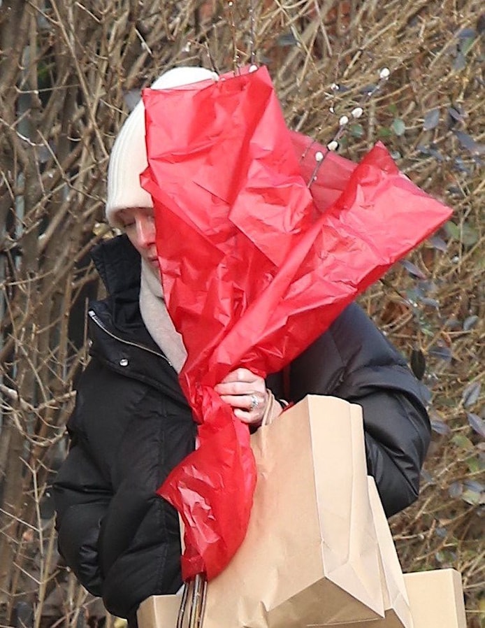 SHOWBITS. De vrouw van Staf Coppens draait door en de manager van Karen ...