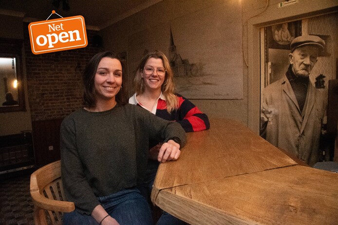 Dochters Wiske en Marieke nemen Café ’t Boerenparlement van vader Geert ...