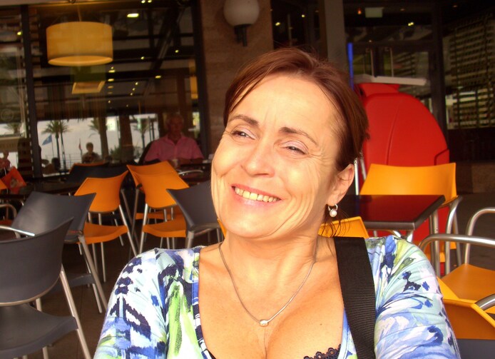 Honderden nemen afscheid van Ingrid Laros (62): “Het leven naast jou ...