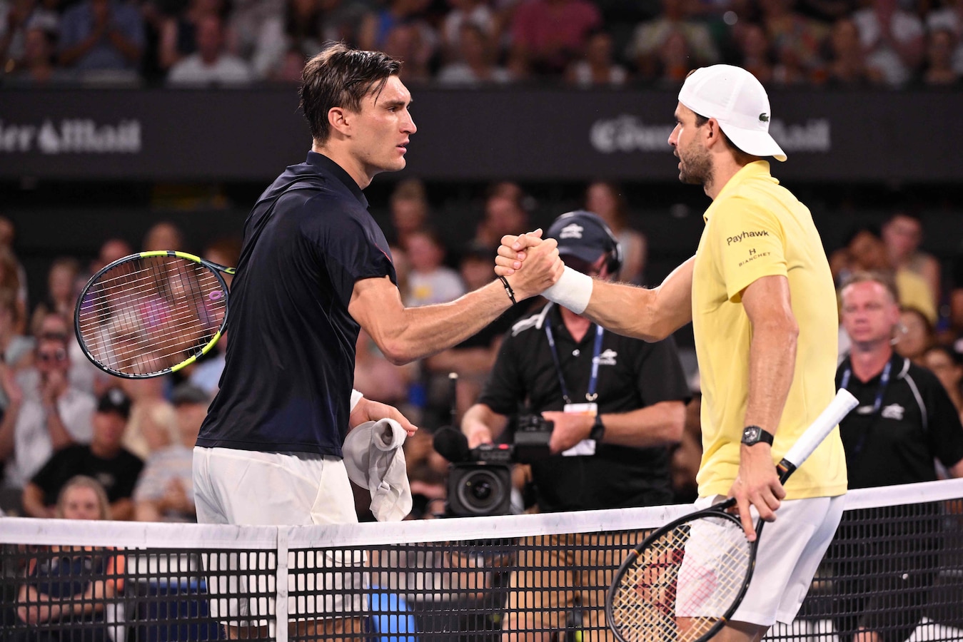 België boven down under: Elise Mertens stuwt ons land in zog van Bergs ...