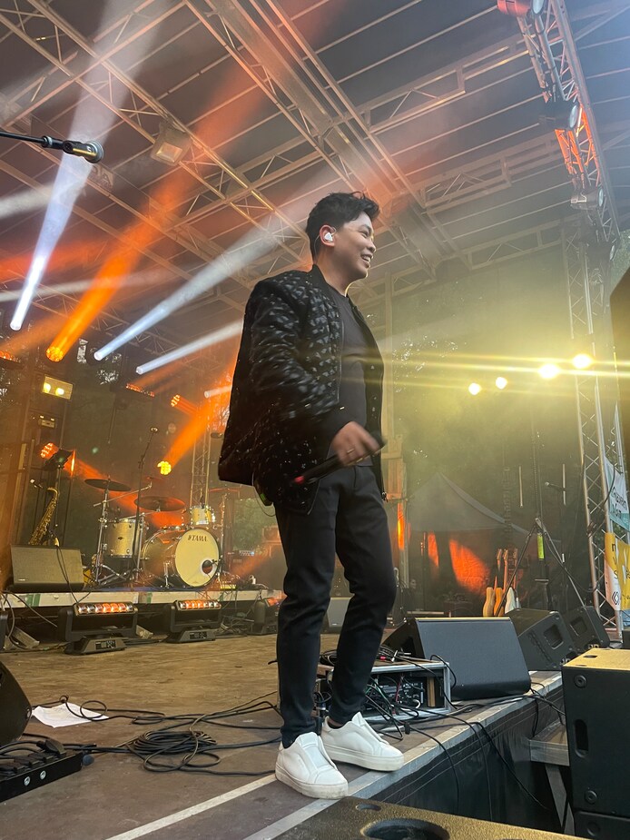 3.000 toeschouwers op Parkfeesten: “Een droom die uitkomt”, zegt Aalstenaar Leonard Santos ...