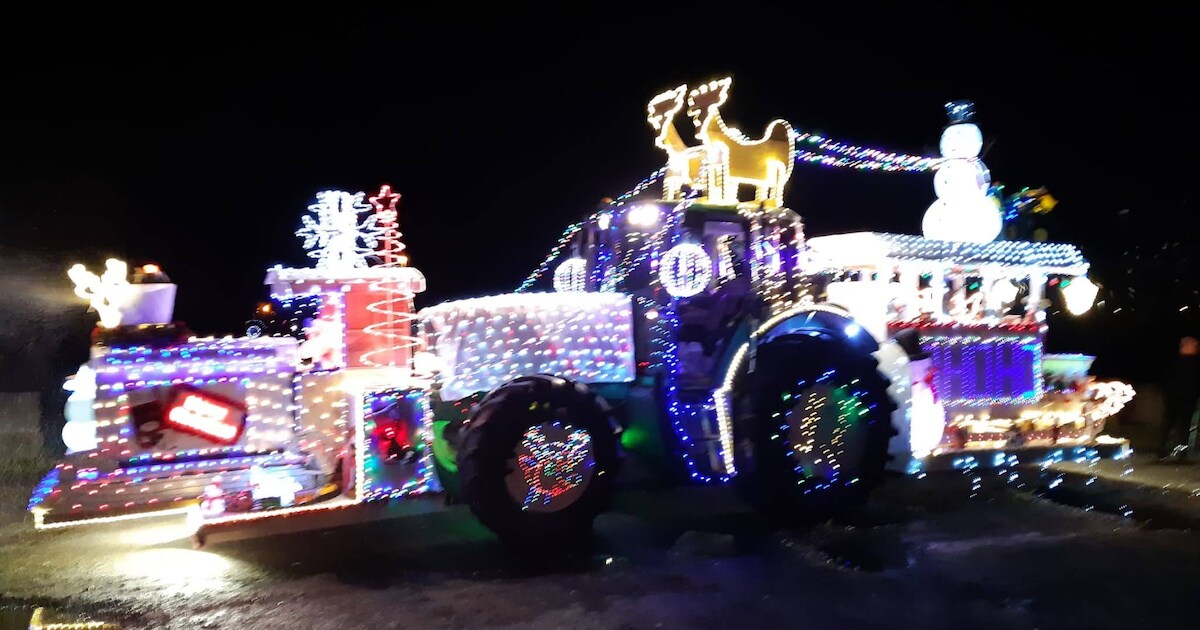 Verlichte en versierde tractoren rijden door Meer | Hoogstraten | HLN.be