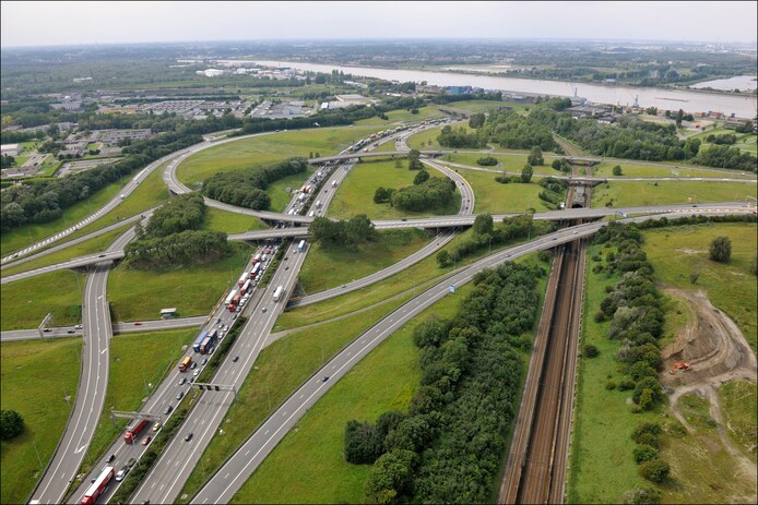 Ook Fietsersbond steunt overkapping Antwerpse Ring | Binnenland | hln.be