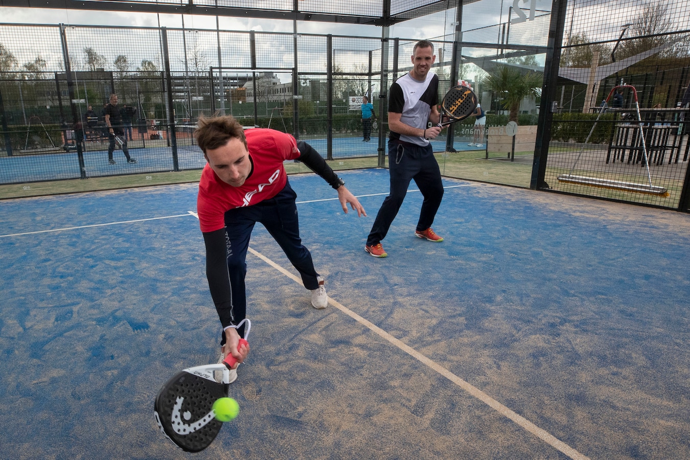 Ook in Goirle en Riel kan tennis niet zonder padel: ‘Liefst vier banen ...