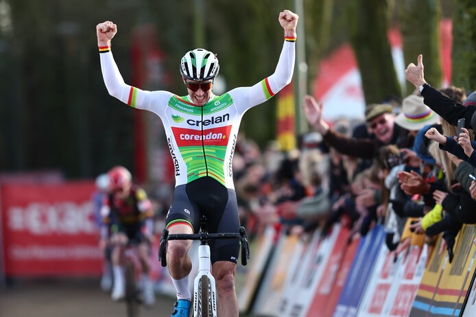 Drie keer prijs voor Laurens Sweeck in Maldegem: dagzege ...